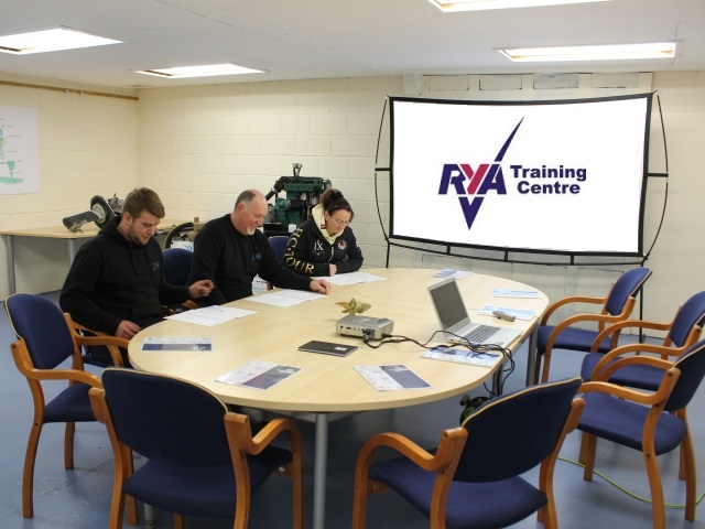 RYA diesel engine course - DD Marine Services